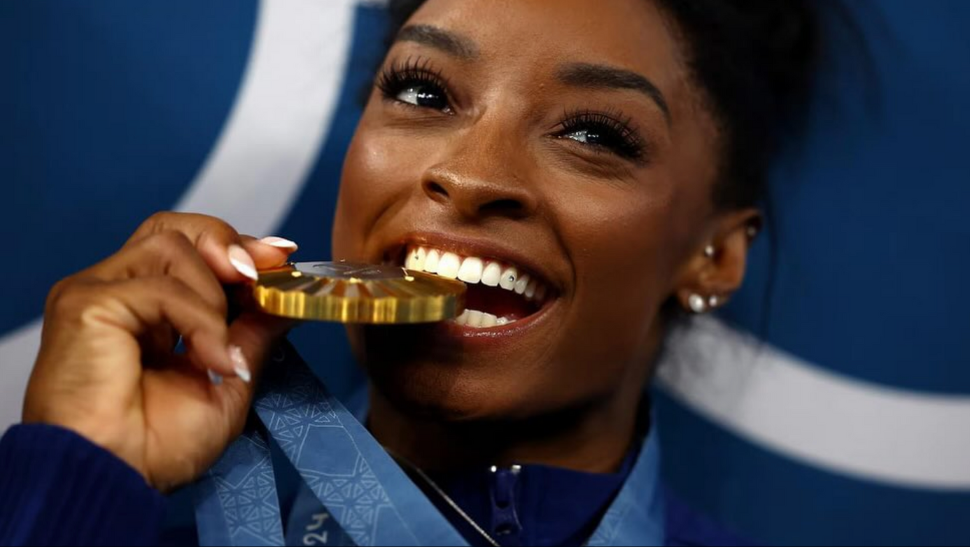 Simone Biles: O imediatismo digital e a corrosão do tempo | Absoluta